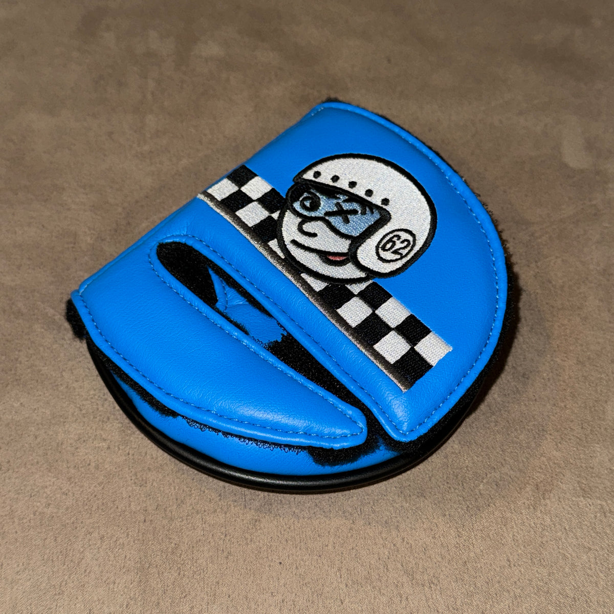 Custom Shop Champs Choice Mid-Round Putter Headcover - Turbo Blue ...